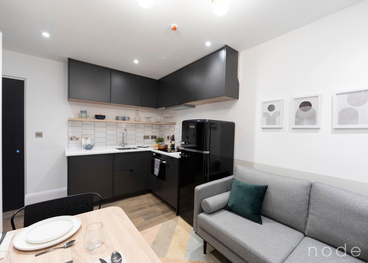 Comfy 1 Open Bedroom Apartment | Node Living